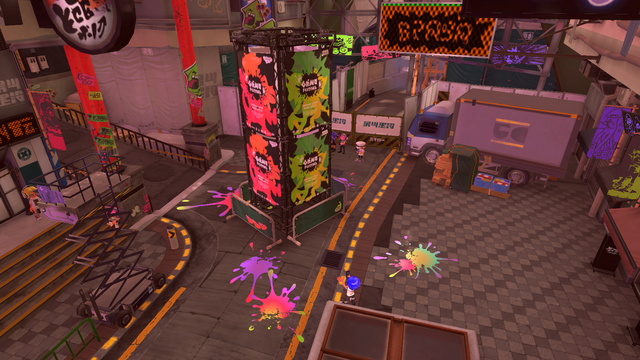 File:S3 Grand Festival Big Run Splatsville decorations side street ...