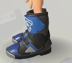 Blu-Shift Moto Boots - Inkipedia, the Splatoon wiki