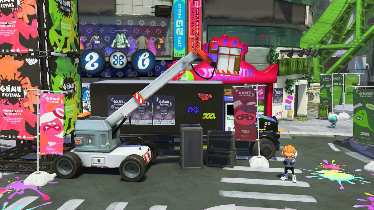 File:S3 Grand Festival Inkopolis Plaza decorations left truck.png ...