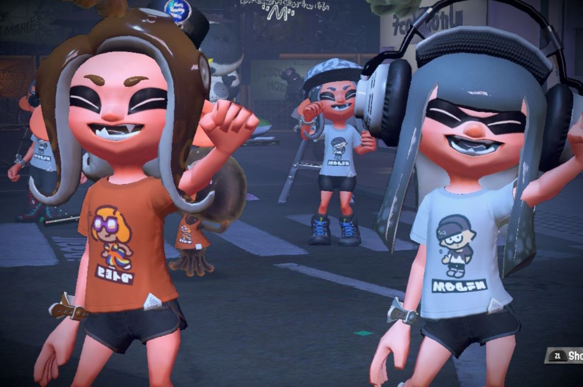 File:Retro and modern shirts square.jpg - Inkipedia, the Splatoon wiki